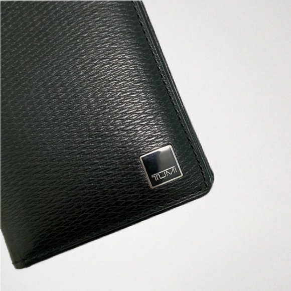 Tumi | Bags | Authentic Tumi Mens Black Textured Leather Wallet Nwotiob ...